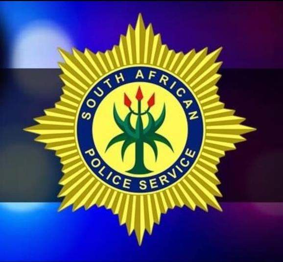 Oos-Kaapse polisieman (58) buite sy huis doodgeskiet | Son
