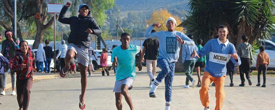 Robertson se jeug nou baie beter toegerus | Son