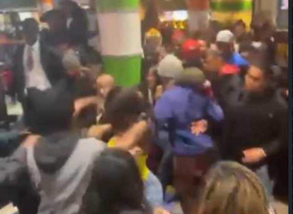 KYK: Helse fight breek uit by Canal Walk | Son