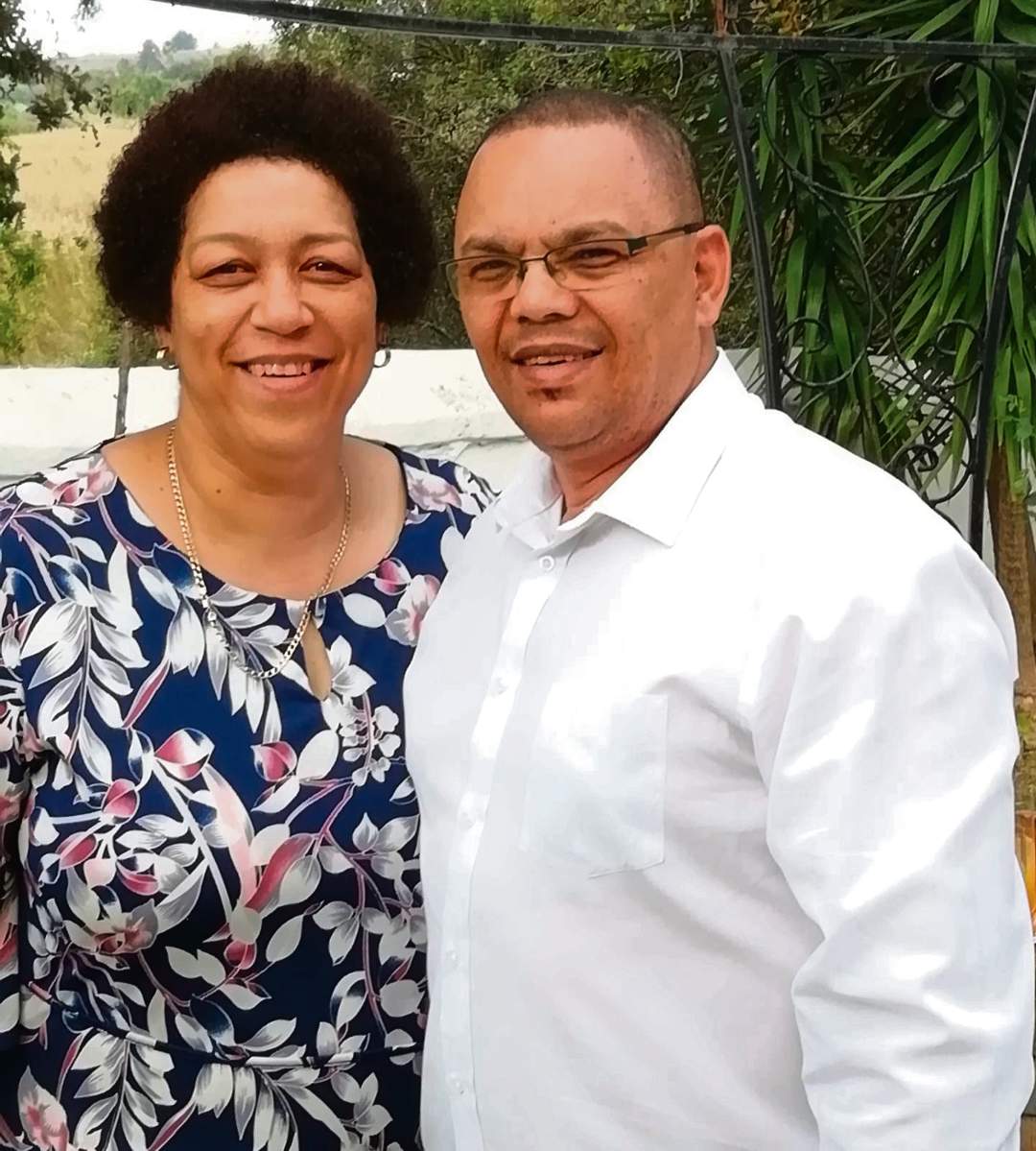 Ná 36 jaar verruil top cop kantoor vir sy stoep | Son