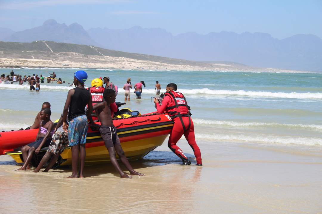 Amerikaanse toeris verdrink by St Lucia in KZN | Son